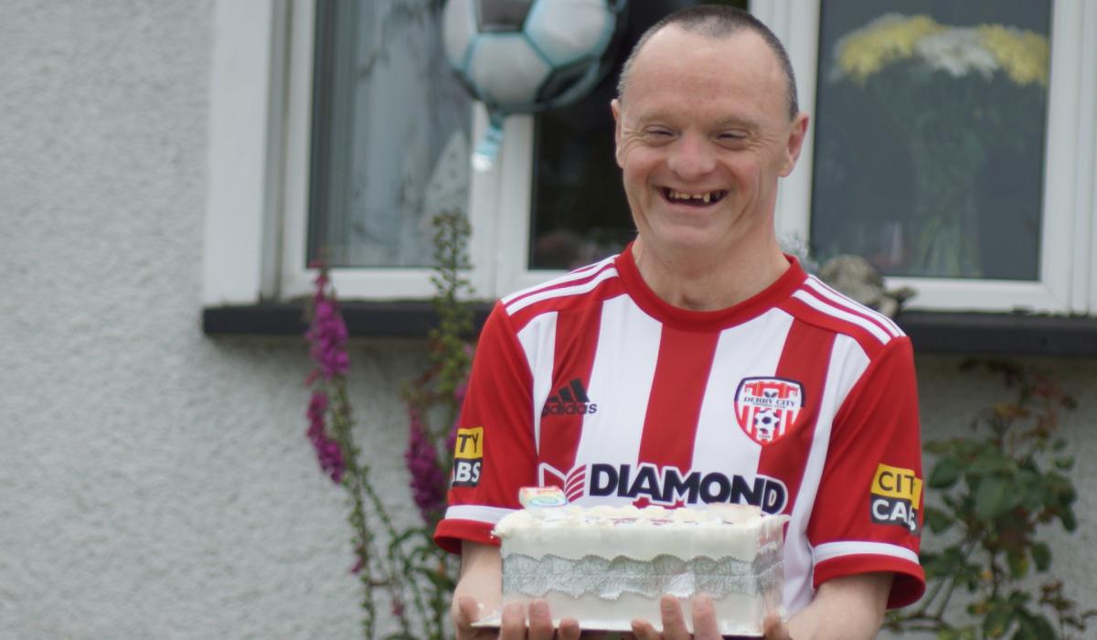 Special surprise for Derry City's number 1 fan John Pio O'Doherty on ...