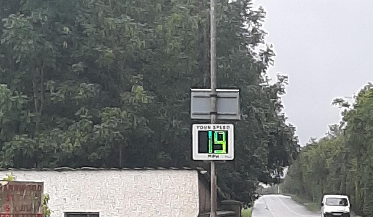 Johnston Welcomes Speed Indicator Devices for Draperstown - Derry Now
