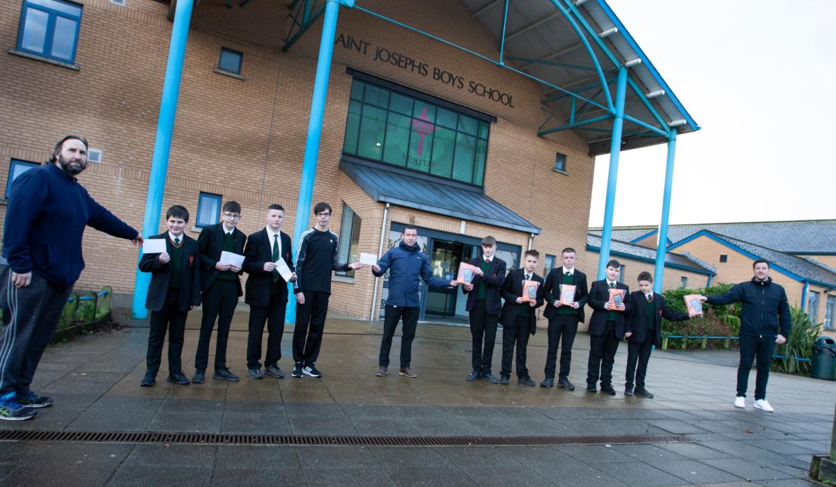 New scheme helps pupils at a Derry school stay connected - Derry Now