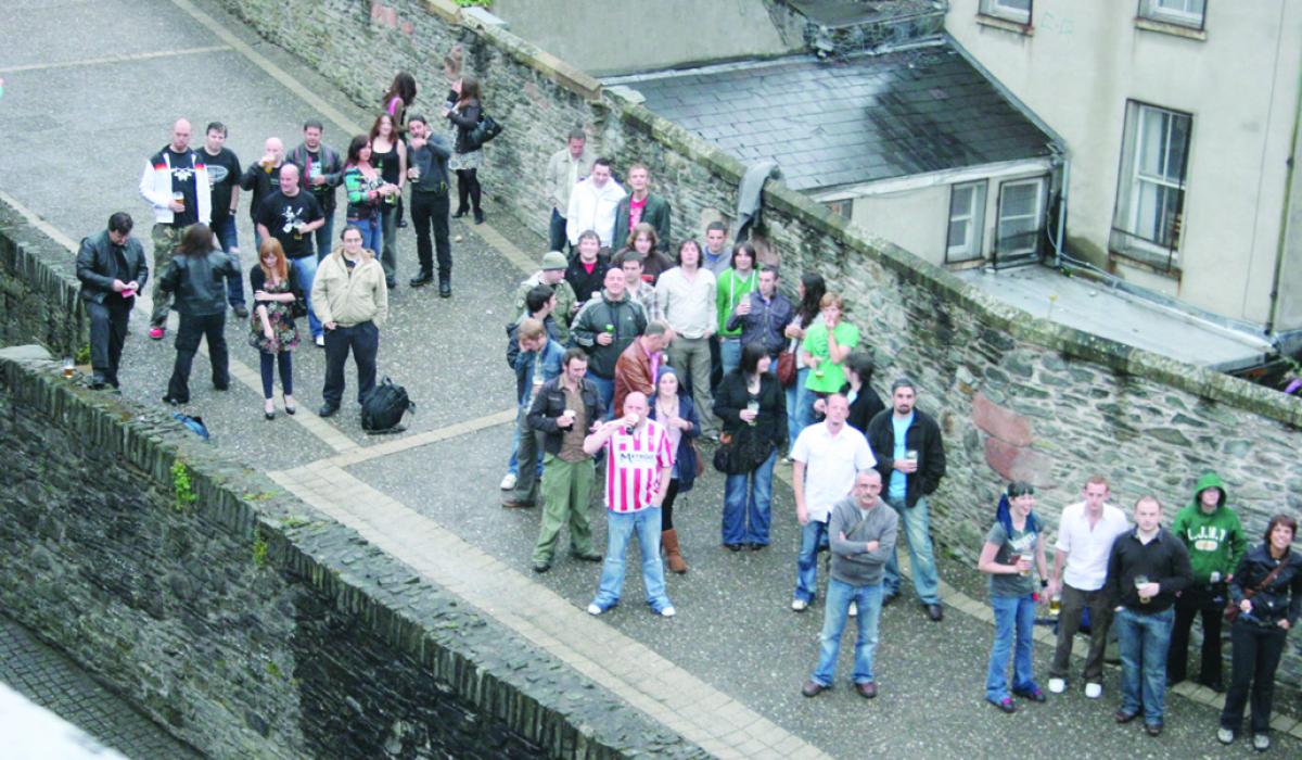 Down Memory Lane: Photographs from the archives of the Derry News (2008 ...