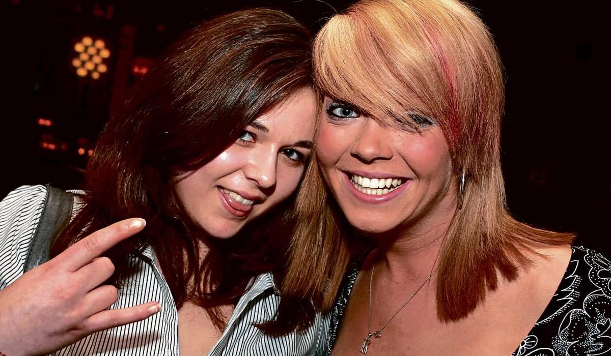 Throwback Thursday: Pictures from Derry's Strand Bar (2007) - Page 1 of ...