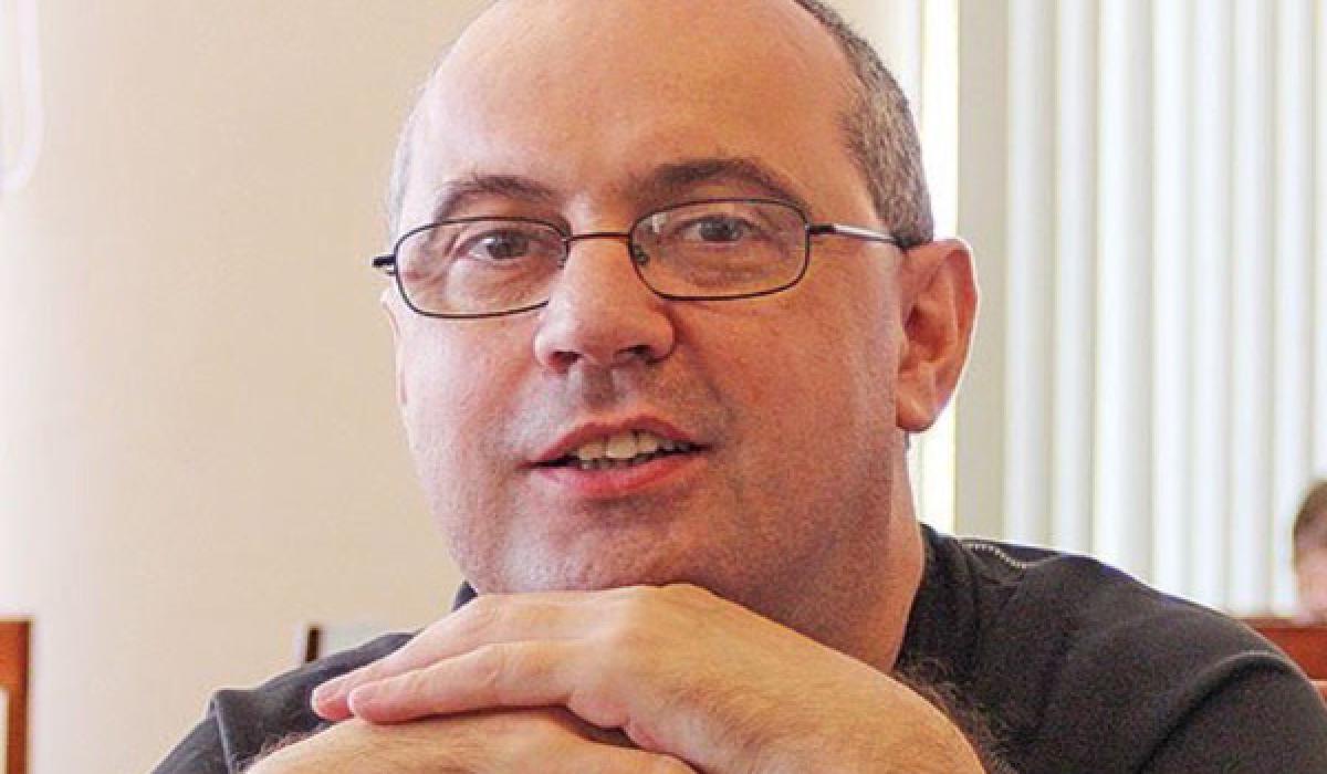 McGuinness leads tributes to well-known Derry republican, Dale Moore ...