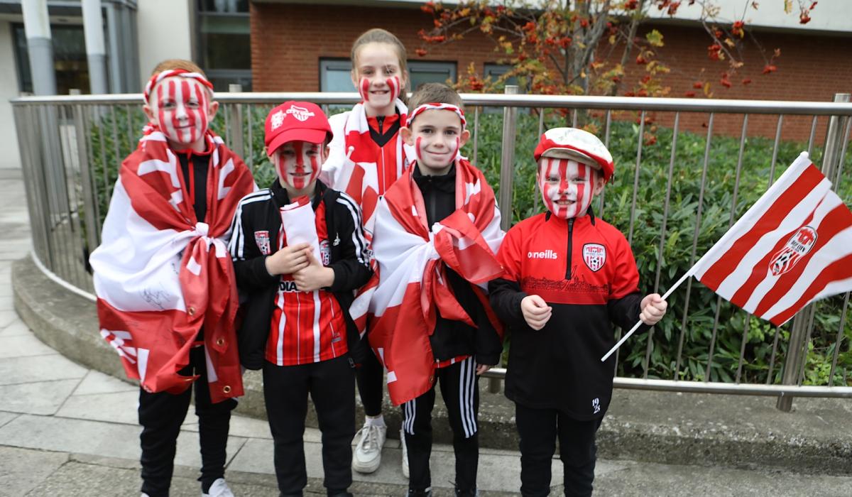 IN PICTURES: Derry City fans unforgettable FAI Cup Final day - Page 1 ...