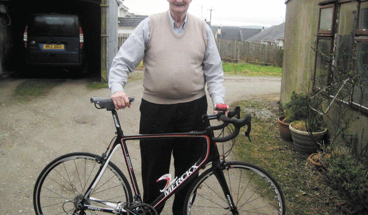 Tributes paid to 'local legend' Seamus Doran - Derry Now