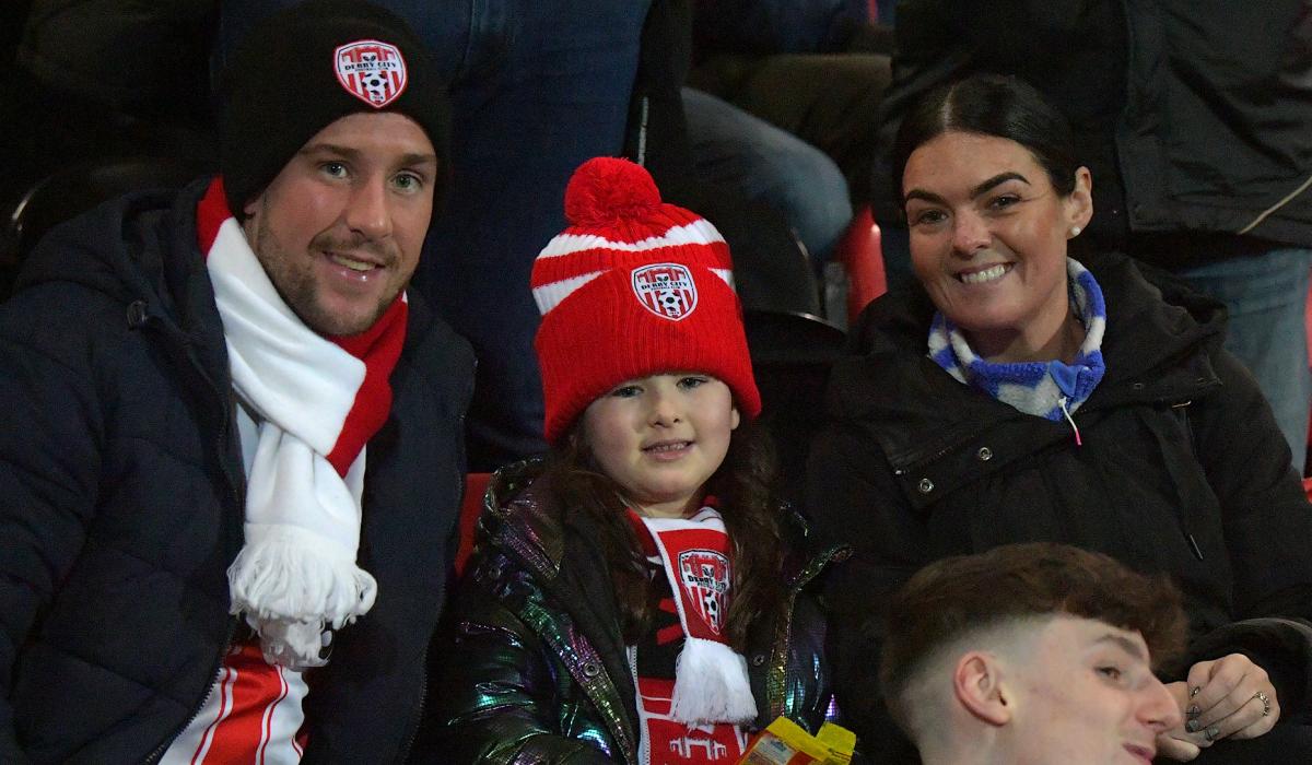 IN PICTURES: Derry City fans enjoy opening day victory - Page 1 of 12 ...