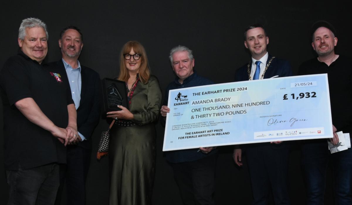 IN PICTURES: Amanda Brady awarded prestigious 'Earhart Art Prize 2024 ...