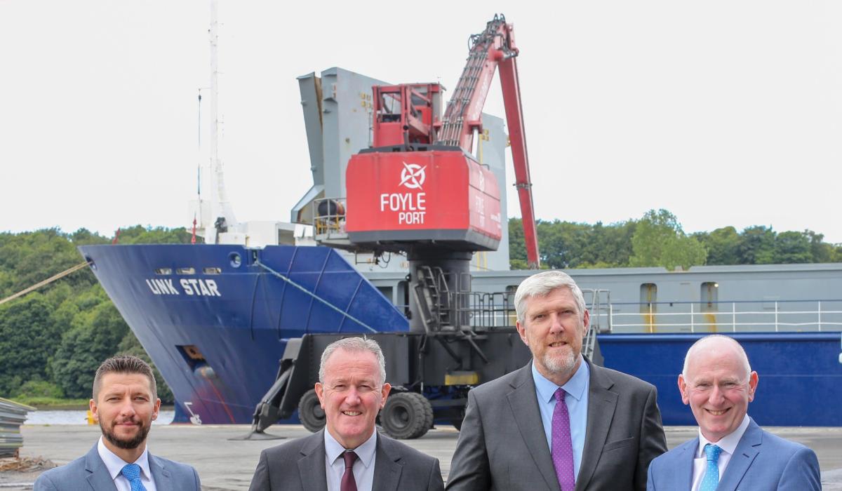 Ministers John O'Dowd and Conor Murphy visit Foyle Port - Derry Now