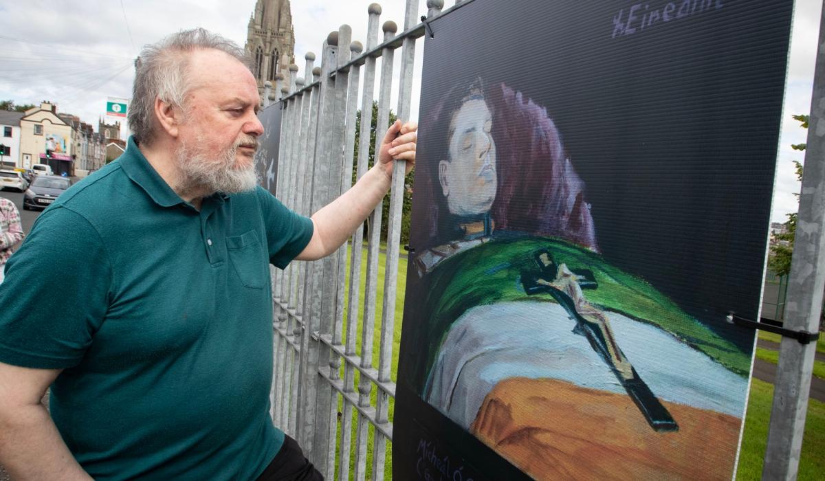 IN PICTURES: Féile Derry - Creggan Artists Exhibition at Bull Park ...