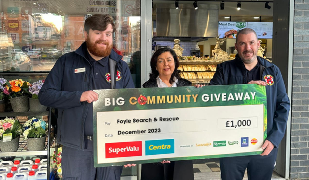 Local community groups receive donation to support good works projects - Derry Now