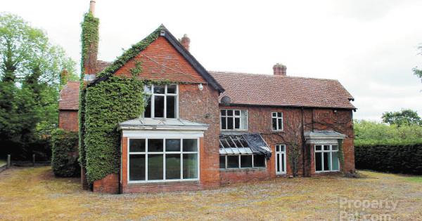 Historic Derry house up for sale - Derry Now