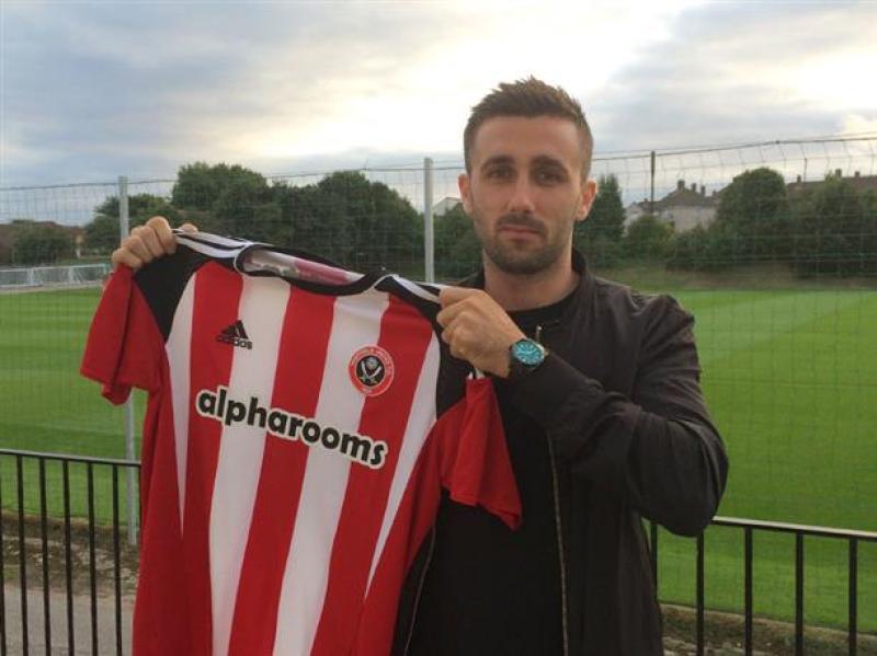 Ex Derry City defender Daniel Lafferty signs for Sheffield United ...