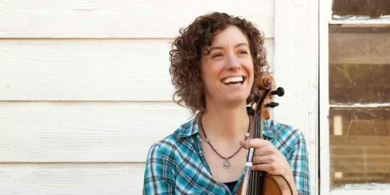 Limavady welcomes acclaimed American singer-songwriter and fiddler ...
