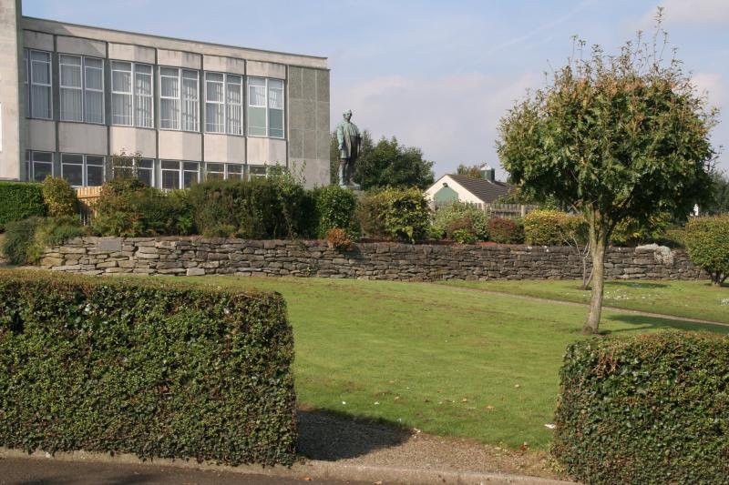 Famous Derry statue of former Foyle pupil being moved to new school ...