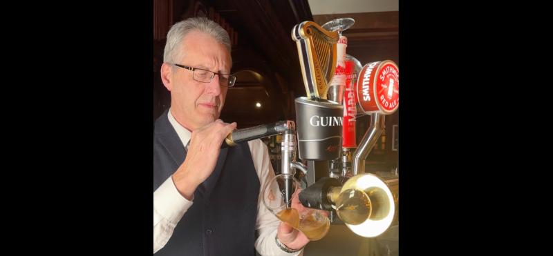 Tributes paid to popular Derry bar man - Derry Now