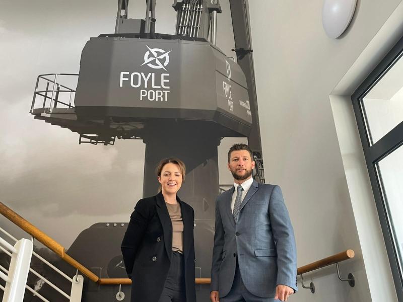 Infrastructure Minister Liz Kimmins visits Foyle Port - Derry Now