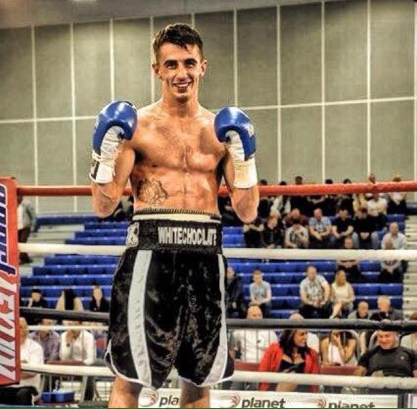 Derry boxer Tyrone McCullagh dedicates debut victory to late brother ...