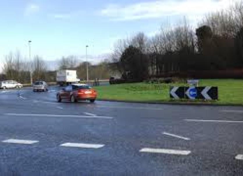 Broken down lorry causing tailbacks at Derry roundabout - Derry Now