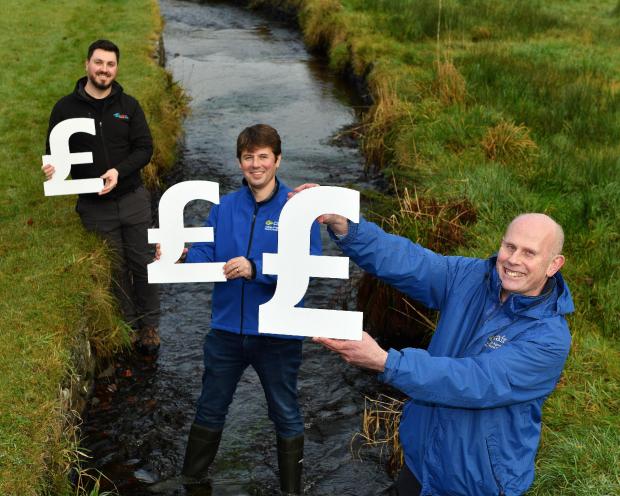 NEWS IN BRIEF: Former bank building goes on sale, council buildings to ...