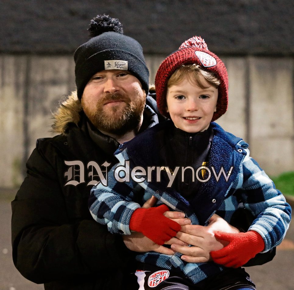 IN PICTURES: Derry City fans enjoy late drama at Brandywell - Page 5 of ...