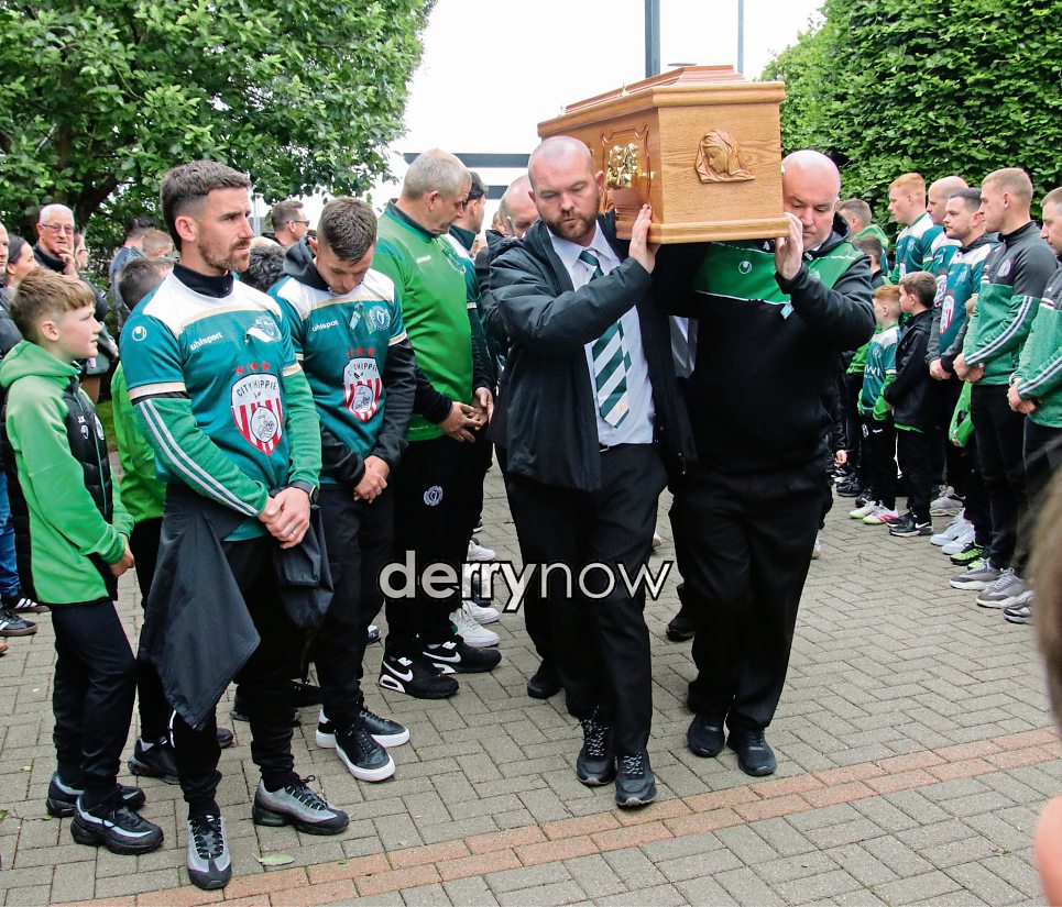 IN PICTURES: Funeral held for Foyle Harps and local football legend ...